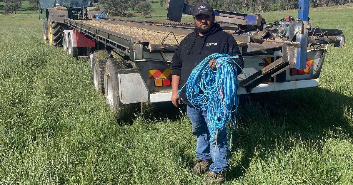 Buy Sinch Bale Feeder 93386 in Warrnambool VIC | LocalAg